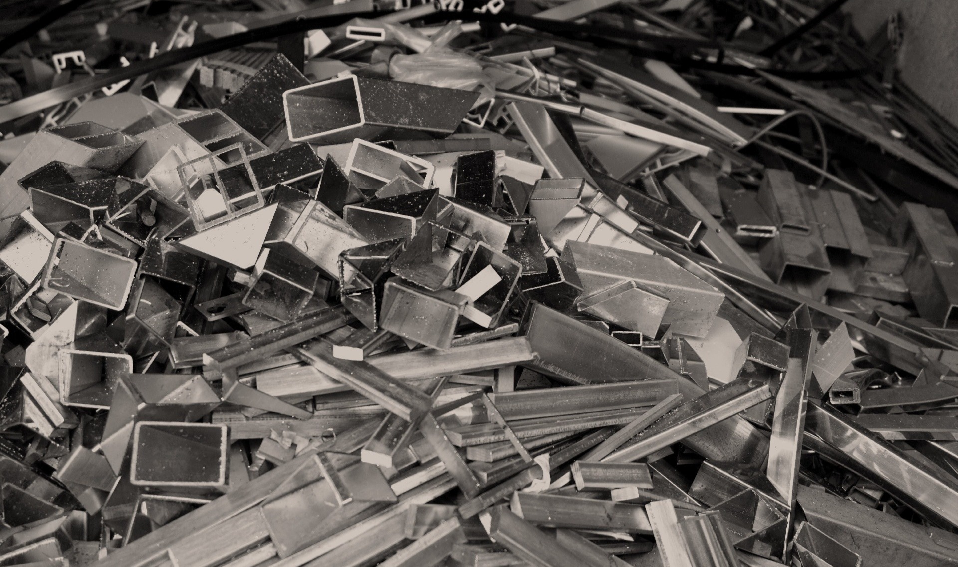 Messer: Light Metal Age